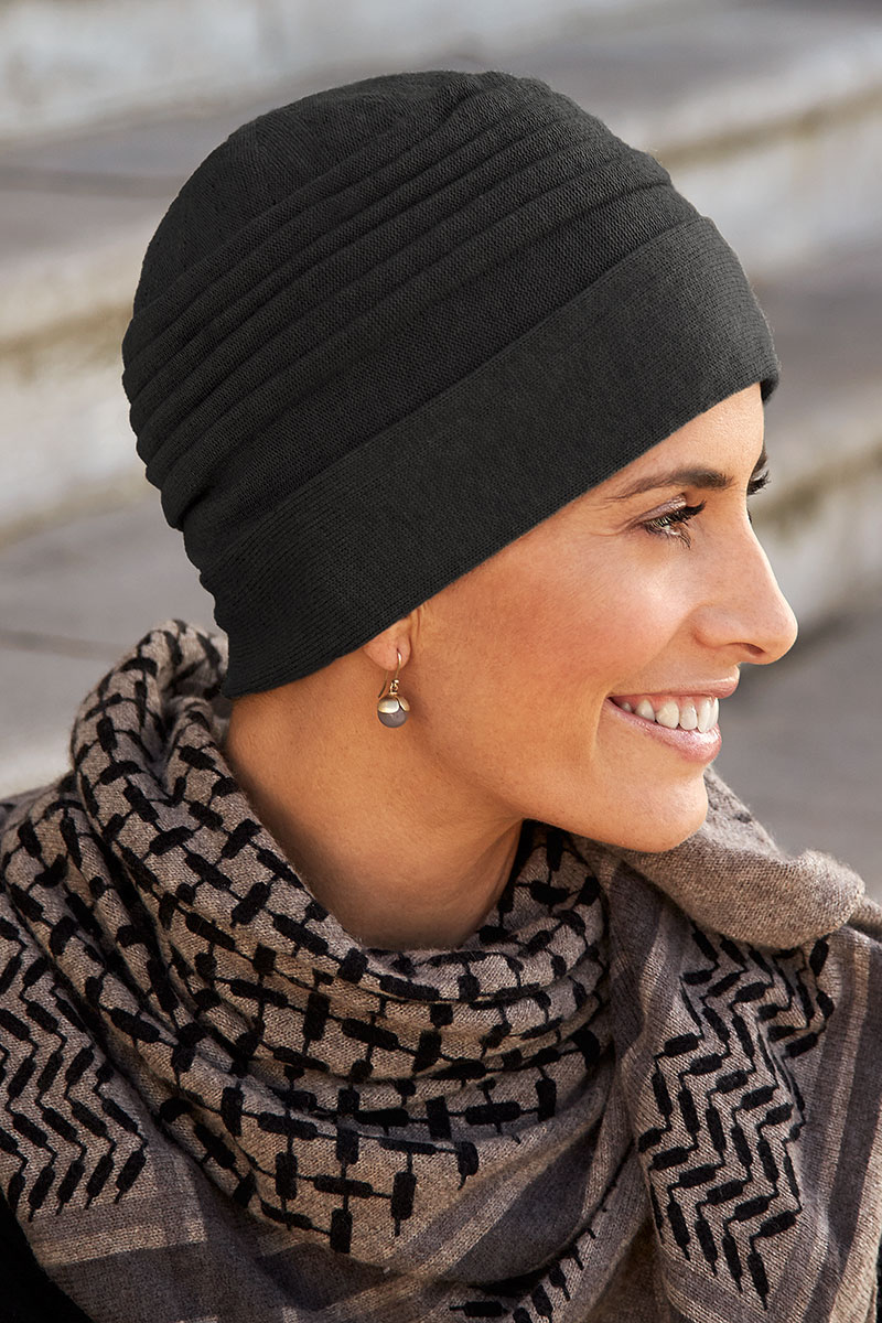 Style 940 Knitted hat - Quince perike i umetci